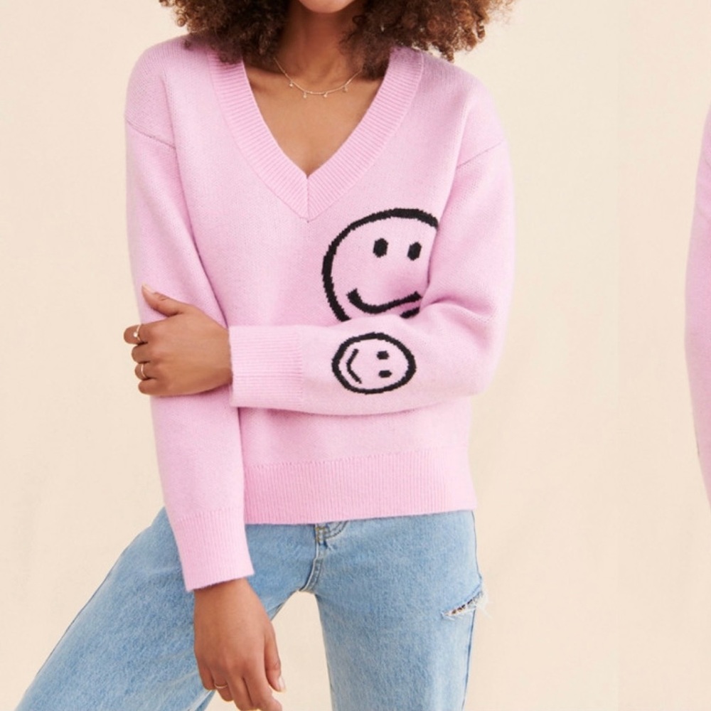 Grey Lab Pink Smiley Face Sweater - Gem